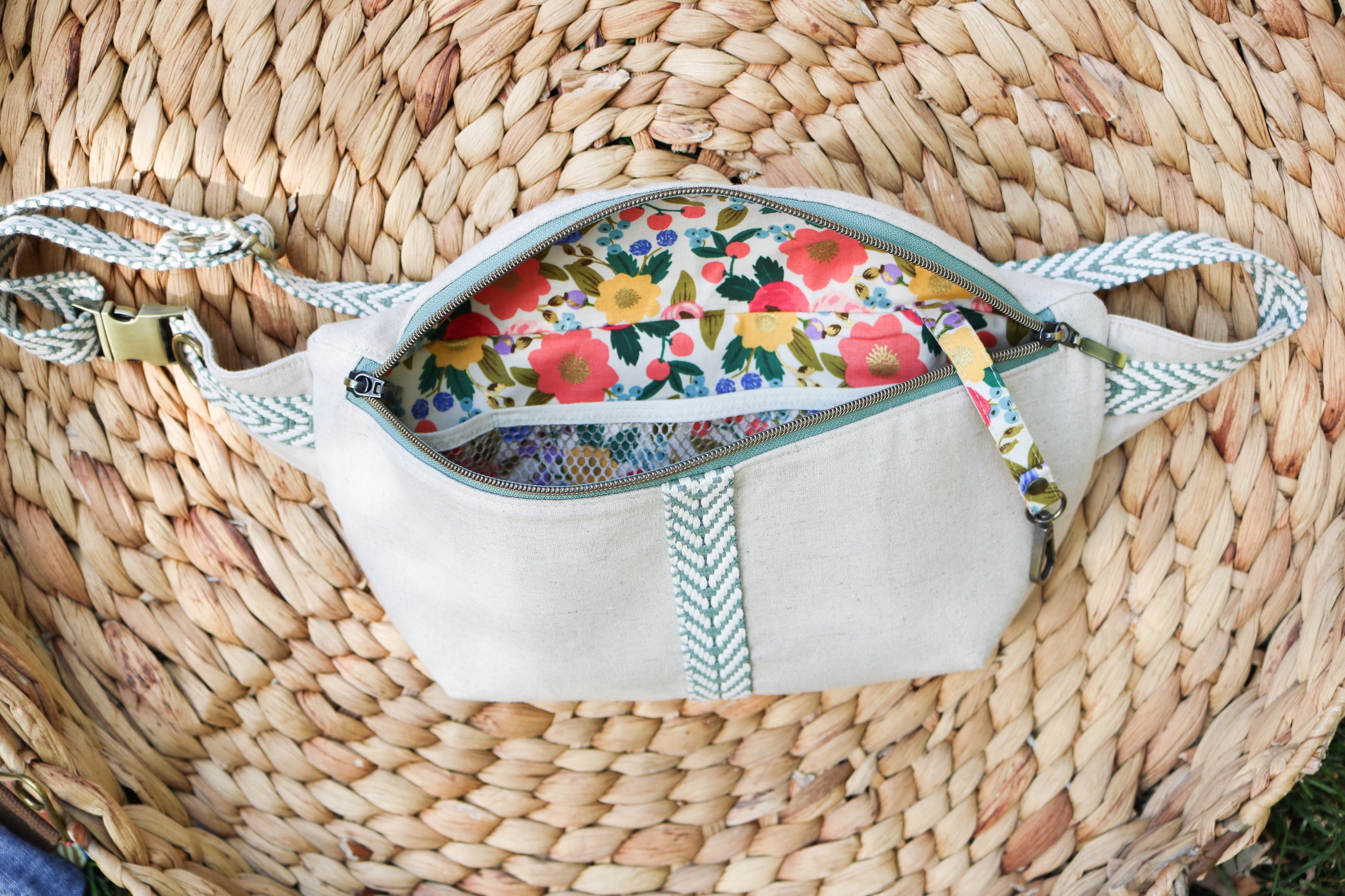 Linda Belt Bag Digital Sewing Pattern – Love You Sew Patterns